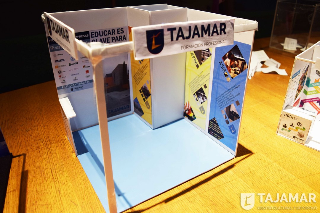 Alumnos de Ciclos Formativos diseñan el stand para AULA | Tajamar